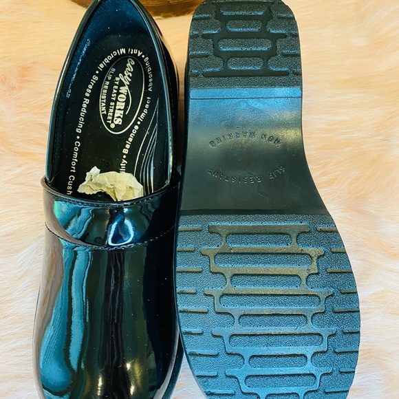 easy street | Shoes | Easy Works Womens Lyndee Health Care Professional ...